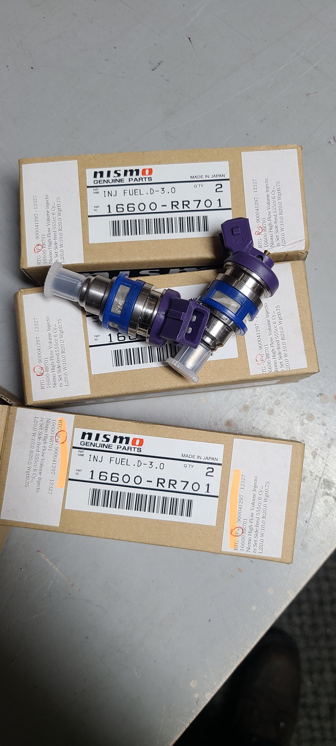 NISMO Z32 Twin Turbo injectors – U.P.garage