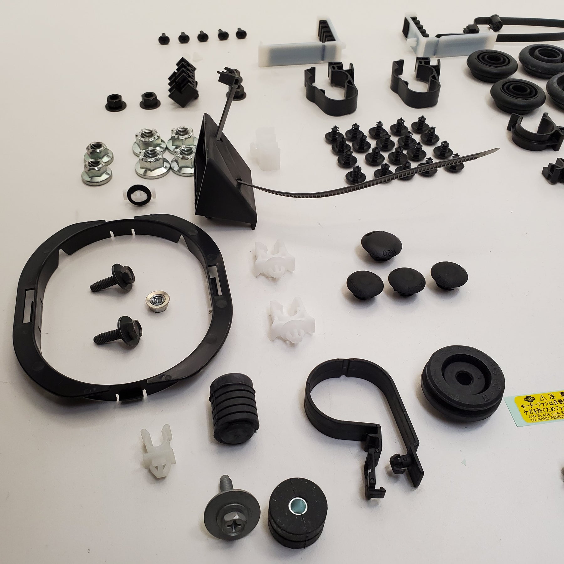 R32 Skyline Engine Bay Refresh Kit – U.P.garage